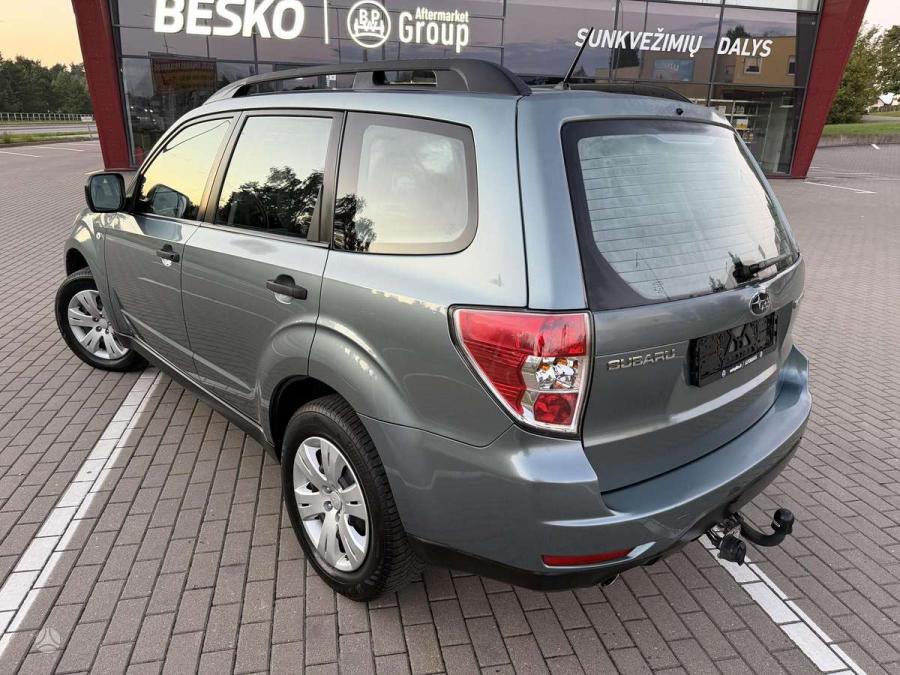 Green Subaru Forester 2009 in Utena, with an engine capacity of 1.99 L and mileage of 205 thousand km for 6500 €, photo 10 on AUTOMOTO.COM.LV