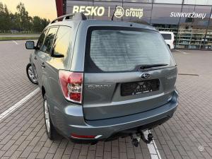 Green Subaru Forester 2009 in Utena, with an engine capacity of 1.99 L and mileage of 205 thousand km for 6500 €, photo 12 on AUTOMOTO.COM.LV