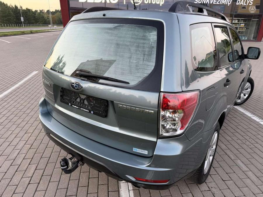 Green Subaru Forester 2009 in Utena, with an engine capacity of 1.99 L and mileage of 205 thousand km for 6500 €, photo 15 on AUTOMOTO.COM.LV