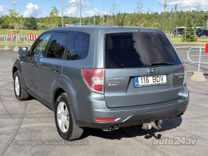 Zaļš Subaru Forester 2011 Tallina, ar dzinēja tilpumu 2.00 L un nobraukumu 340 tūkst. km par 3500 €, foto 4 vietnē AUTOMOTO.COM.LV