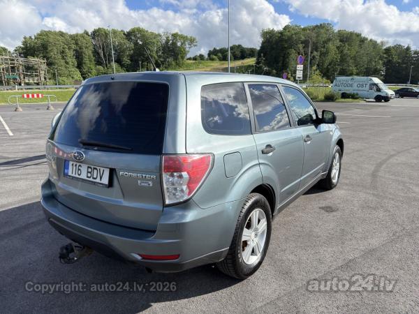 Green Subaru Forester 2011 in Tallinn, with an engine capacity of 2.00 L and mileage of 340 thousand km for 3500 €, photo 4 on AUTOMOTO.COM.LV