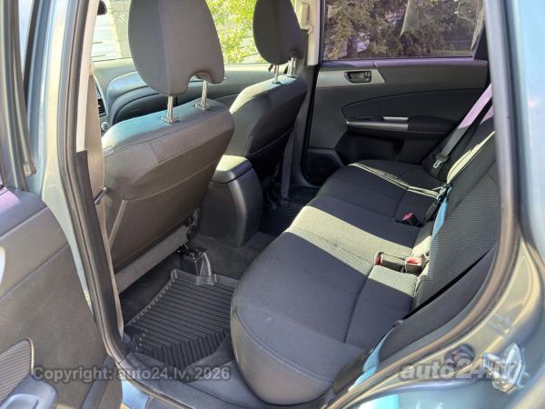 Green Subaru Forester 2011 in Tallinn, with an engine capacity of 2.00 L and mileage of 340 thousand km for 3500 €, photo 10 on AUTOMOTO.COM.LV