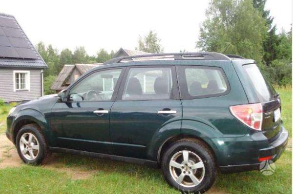 Zaļš Subaru Forester 2012 Viļņa, ar dzinēja tilpumu 2.00 L un nobraukumu 185 tūkst. km par 2000 €, foto 2 vietnē AUTOMOTO.COM.LV
