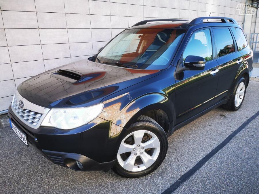 Zaļš Subaru Forester 2012 Klaipėda, ar dzinēja tilpumu 2.00 L un nobraukumu 208 tūkst. km par 3900 €, foto 1 vietnē AUTOMOTO.COM.LV