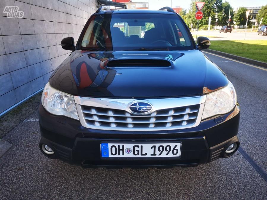 Zaļš Subaru Forester 2012 Klaipėda, ar dzinēja tilpumu 2.00 L un nobraukumu 208 tūkst. km par 3900 €, foto 3 vietnē AUTOMOTO.COM.LV
