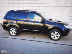 Zaļš Subaru Forester 2012 Klaipėda, ar dzinēja tilpumu 2.00 L un nobraukumu 208 tūkst. km par 3900 €, foto 9 vietnē AUTOMOTO.COM.LV