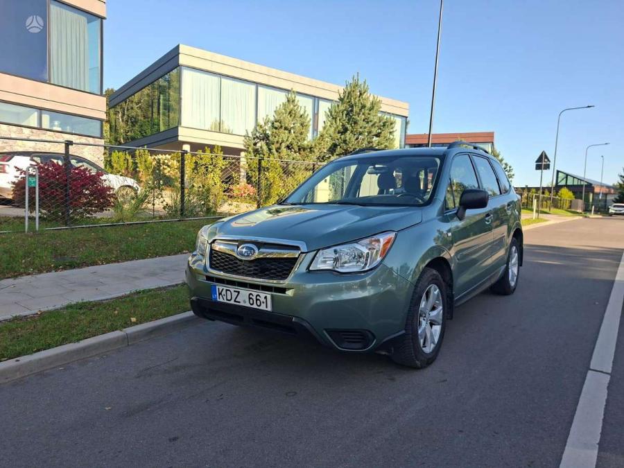 Zaļš Subaru Forester 2015 Viļņa, ar dzinēja tilpumu 2.50 L un nobraukumu 179 tūkst. km par 7100 €, foto 1 vietnē AUTOMOTO.COM.LV