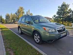 Zaļš Subaru Forester 2015 Viļņa, ar dzinēja tilpumu 2.50 L un nobraukumu 179 tūkst. km par 7100 €, foto 3 vietnē AUTOMOTO.COM.LV