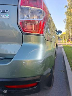 Zaļš Subaru Forester 2015 Viļņa, ar dzinēja tilpumu 2.50 L un nobraukumu 179 tūkst. km par 7100 €, foto 15 vietnē AUTOMOTO.COM.LV