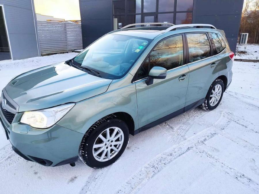 Zaļš Subaru Forester 2016 Utena, ar dzinēja tilpumu 2.00 L un nobraukumu 219 tūkst. km par 7600 €, foto 7 vietnē AUTOMOTO.COM.LV