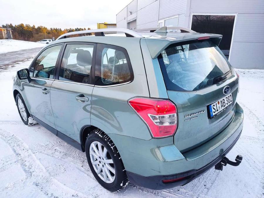 Zaļš Subaru Forester 2016 Utena, ar dzinēja tilpumu 2.00 L un nobraukumu 219 tūkst. km par 7600 €, foto 13 vietnē AUTOMOTO.COM.LV