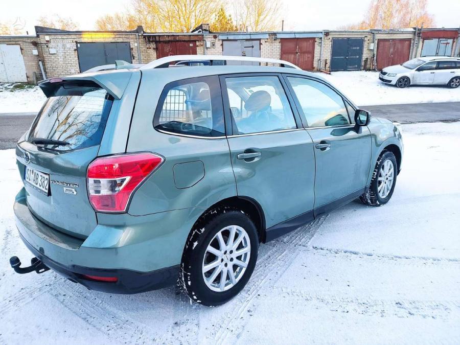 Zaļš Subaru Forester 2016 Utena, ar dzinēja tilpumu 2.00 L un nobraukumu 219 tūkst. km par 7600 €, foto 17 vietnē AUTOMOTO.COM.LV