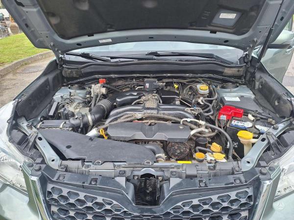 Green Subaru Forester 2016 in Kaunas, with an engine capacity of 2.50 L and mileage of 189 thousand km for 8500 €, photo 9 on AUTOMOTO.COM.LV