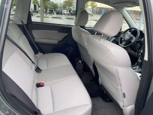 Green Subaru Forester 2016 in Klaipeda, with an engine capacity of 2.50 L and mileage of 139 thousand km for 9500 €, photo 3 on AUTOMOTO.COM.LV