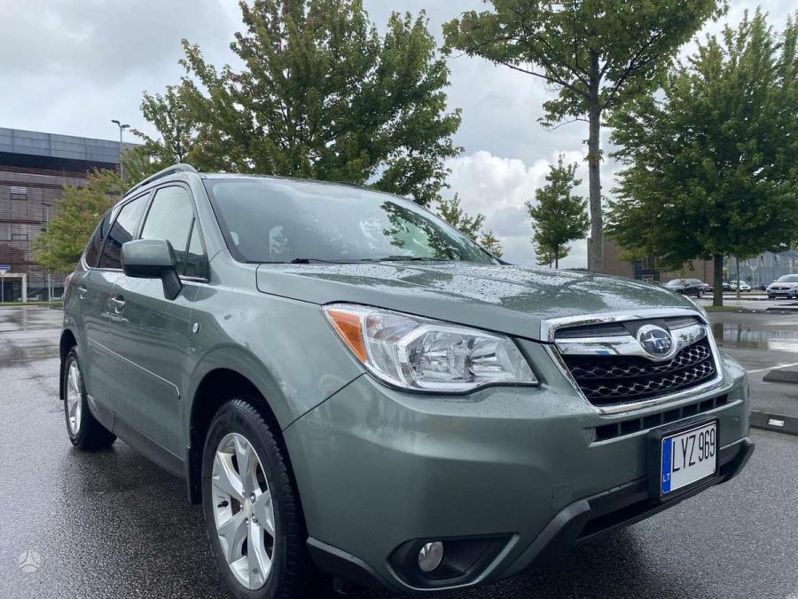 Green Subaru Forester 2016 in Klaipeda, with an engine capacity of 2.50 L and mileage of 139 thousand km for 9500 €, photo 4 on AUTOMOTO.COM.LV