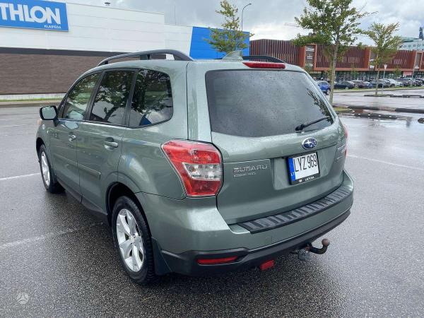 Green Subaru Forester 2016 in Klaipeda, with an engine capacity of 2.50 L and mileage of 139 thousand km for 9500 €, photo 5 on AUTOMOTO.COM.LV
