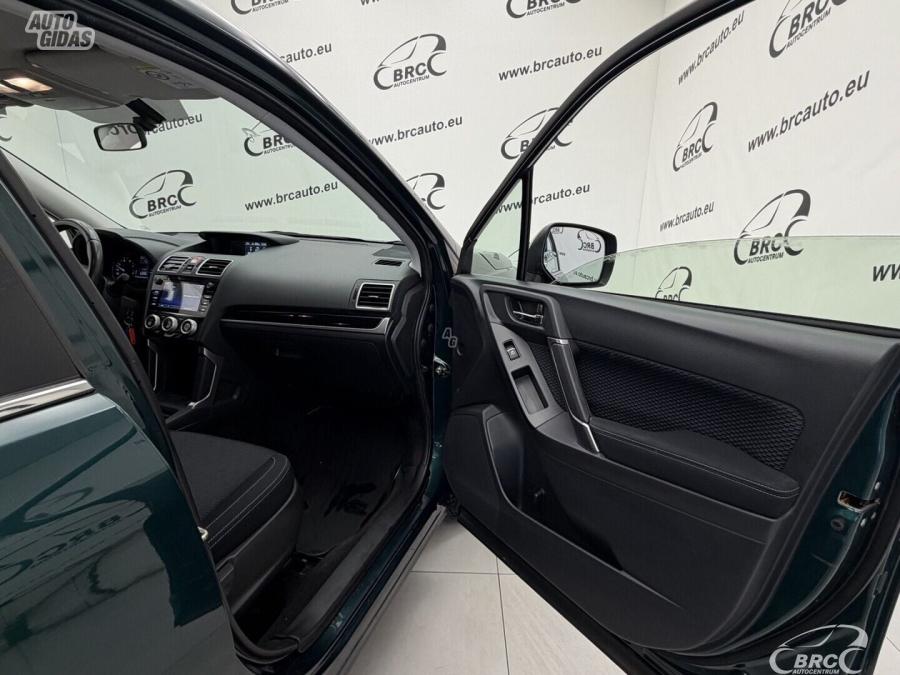 Green Subaru Forester 2017 in Avizieniai, with an engine capacity of 2.00 L and mileage of 95 thousand km for 11000 €, photo 9 on AUTOMOTO.COM.LV