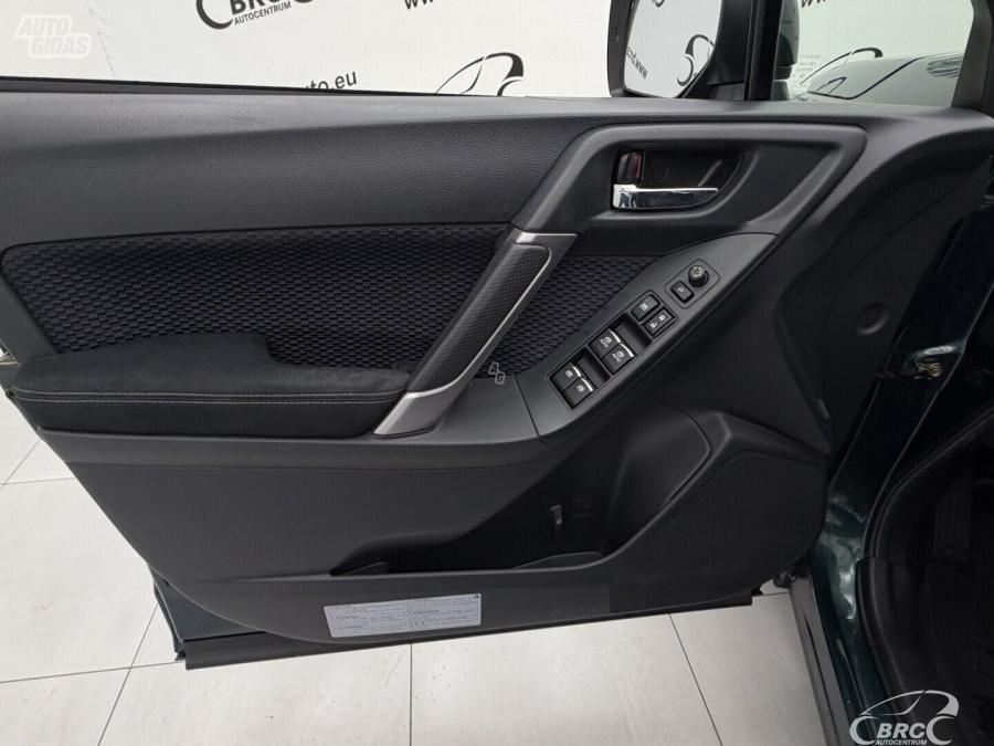 Green Subaru Forester 2017 in Avizieniai, with an engine capacity of 2.00 L and mileage of 95 thousand km for 11000 €, photo 21 on AUTOMOTO.COM.LV