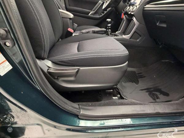 Zaļš Subaru Forester 2017 Viļņa, ar dzinēja tilpumu 2.00 L un nobraukumu 95 tūkst. km par 9900 €, foto 7 vietnē AUTOMOTO.COM.LV