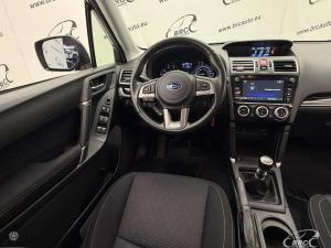 Green Subaru Forester 2017 in Vilnius, with an engine capacity of 2.00 L and mileage of 95 thousand km for 9900 €, photo 15 on AUTOMOTO.COM.LV
