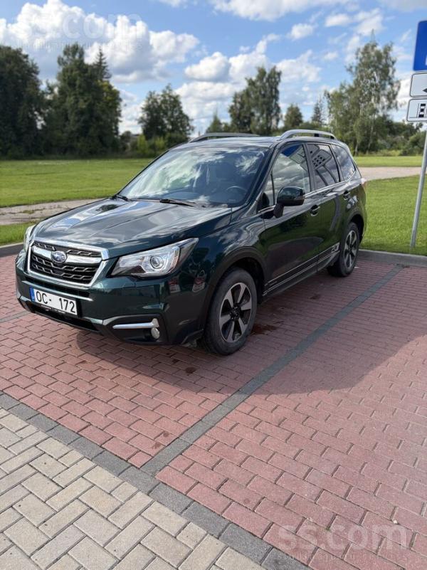 Green Subaru Forester 2018 in Jelgava, with an engine capacity of 2.00 L and mileage of 221 thousand km for 9000 €, photo 1 on AUTOMOTO.COM.LV