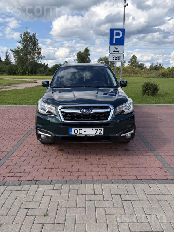 Green Subaru Forester 2018 in Jelgava, with an engine capacity of 2.00 L and mileage of 221 thousand km for 9000 €, photo 3 on AUTOMOTO.COM.LV