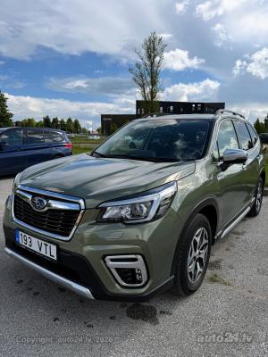 Green Subaru Forester 2019 in Tallinn, with an engine capacity of 2.00 L and mileage of 69 thousand km for 22900 €, photo 3 on AUTOMOTO.COM.LV