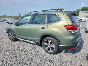 Green Subaru Forester 2019 in Siauliai, with an engine capacity of 2.50 L and mileage of 82 thousand km for 6950 €, photo 3 on AUTOMOTO.COM.LV