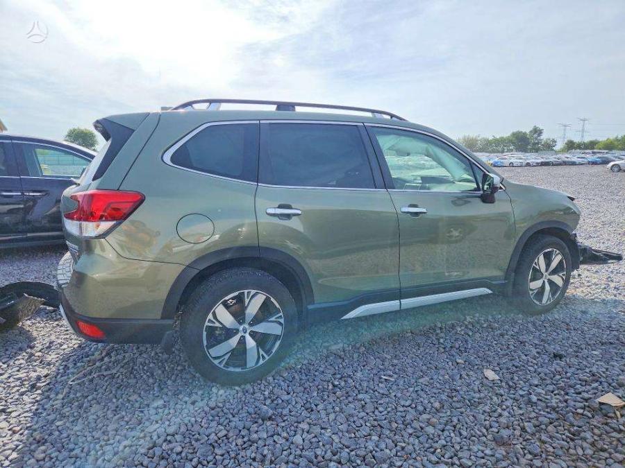 Green Subaru Forester 2019 in Siauliai, with an engine capacity of 2.50 L and mileage of 82 thousand km for 6950 €, photo 4 on AUTOMOTO.COM.LV