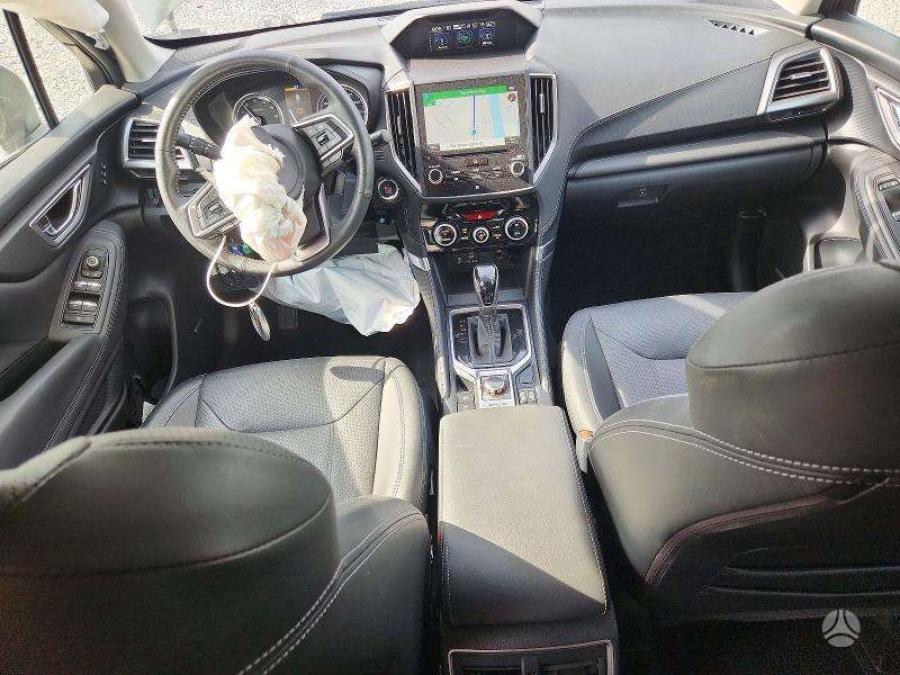 Green Subaru Forester 2019 in Siauliai, with an engine capacity of 2.50 L and mileage of 82 thousand km for 6950 €, photo 9 on AUTOMOTO.COM.LV
