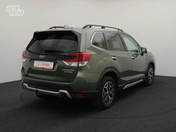 Green Subaru Forester 2020 in Vilnius, with an engine capacity of 2.00 L and mileage of 179 thousand km for 17899 €, photo 8 on AUTOMOTO.COM.LV
