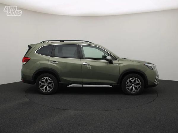 Green Subaru Forester 2020 in Vilnius, with an engine capacity of 2.00 L and mileage of 179 thousand km for 17899 €, photo 9 on AUTOMOTO.COM.LV