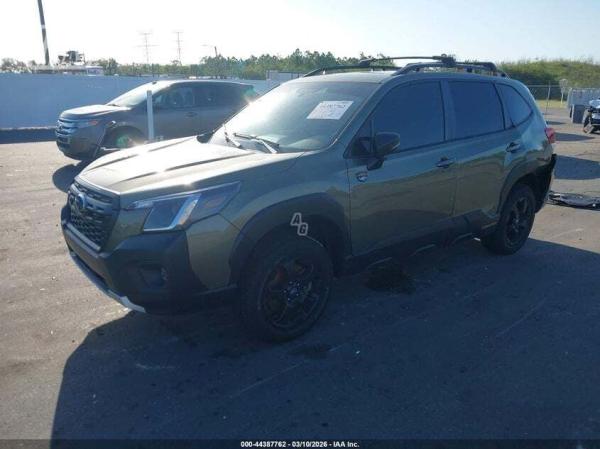 Green Subaru Forester 2024 in Ukmerge, with an engine capacity of 2.50 L and mileage of 35 thousand km for 15300 €, photo 2 on AUTOMOTO.COM.LV