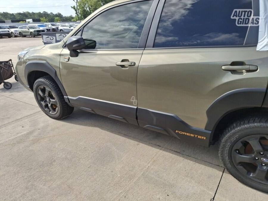 Green Subaru Forester 2024 in Ukmerge, with an engine capacity of 2.50 L and mileage of 35 thousand km for 15300 €, photo 7 on AUTOMOTO.COM.LV