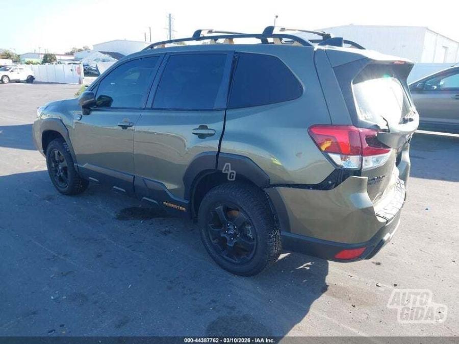 Green Subaru Forester 2024 in Ukmerge, with an engine capacity of 2.50 L and mileage of 35 thousand km for 15300 €, photo 8 on AUTOMOTO.COM.LV
