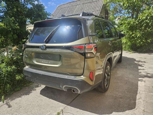 Green Subaru Forester 2025 in Klaipeda, with an engine capacity of 2.50 L and mileage of 23 thousand km for 13600 €, photo 1 on AUTOMOTO.COM.LV