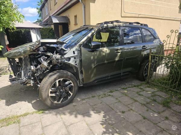 Green Subaru Forester 2025 in Klaipeda, with an engine capacity of 2.50 L and mileage of 23 thousand km for 13600 €, photo 10 on AUTOMOTO.COM.LV