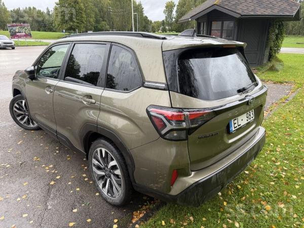 Zaļš Subaru Forester 2025 Rīga, ar dzinēja tilpumu 2.00 L un nobraukumu 63 tūkst. km par 38000 €, foto 3 vietnē AUTOMOTO.COM.LV