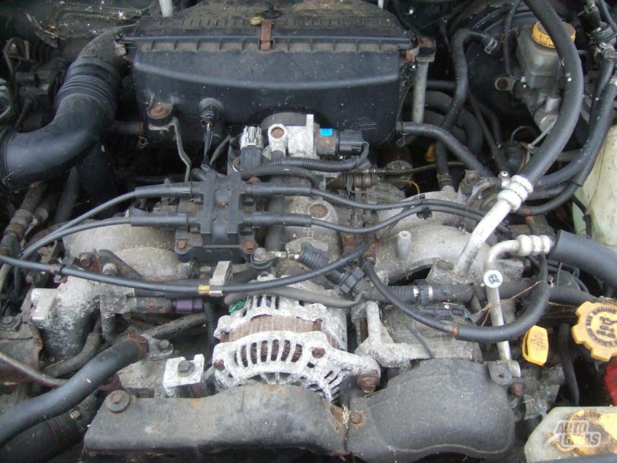 Zaļš Subaru Forester 2005 Klaipėda, ar dzinēja tilpumu 2.50 L un nobraukumu 0 tūkst. km par 2250 €, foto 3 vietnē AUTOMOTO.COM.LV