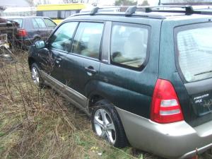 Zaļš Subaru Forester 2005 Klaipėda, ar dzinēja tilpumu 2.50 L un nobraukumu 0 tūkst. km par 2250 €, foto 4 vietnē AUTOMOTO.COM.LV