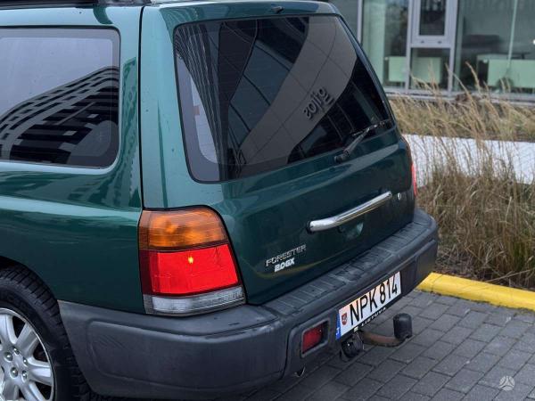 Zaļš Subaru Forester 1997 Viļņa, ar dzinēja tilpumu 1.99 L un nobraukumu 292 tūkst. km par 1999 €, foto 5 vietnē AUTOMOTO.COM.LV