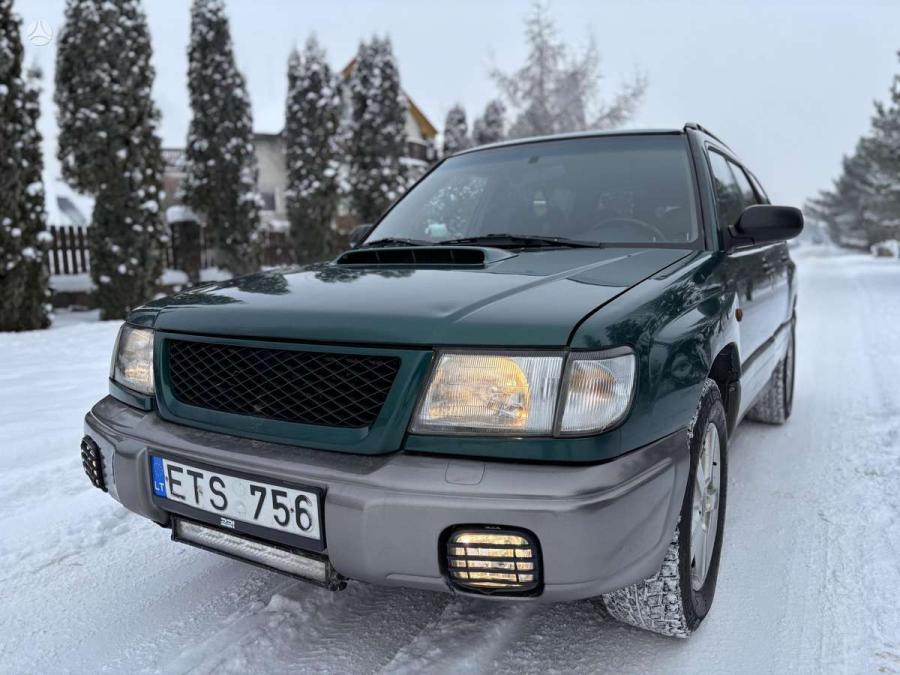 Zaļš Subaru Forester 1999 Mažeikiai, ar dzinēja tilpumu 2.00 L un nobraukumu 243 tūkst. km par 2150 €, foto 4 vietnē AUTOMOTO.COM.LV
