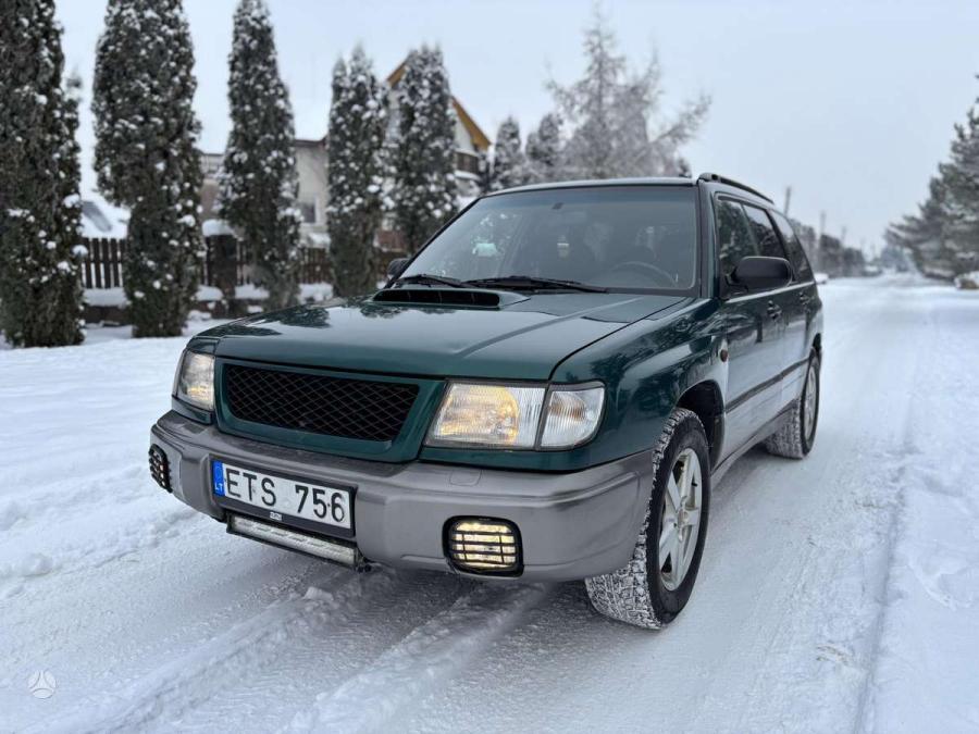 Zaļš Subaru Forester 1999 Mažeikiai, ar dzinēja tilpumu 2.00 L un nobraukumu 243 tūkst. km par 2150 €, foto 6 vietnē AUTOMOTO.COM.LV
