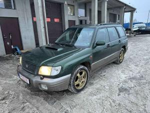 Green Subaru Forester 2002 in Vilnius, with an engine capacity of 2.00 L and mileage of 228 thousand km for 2250 €, photo  on AUTOMOTO.COM.LV