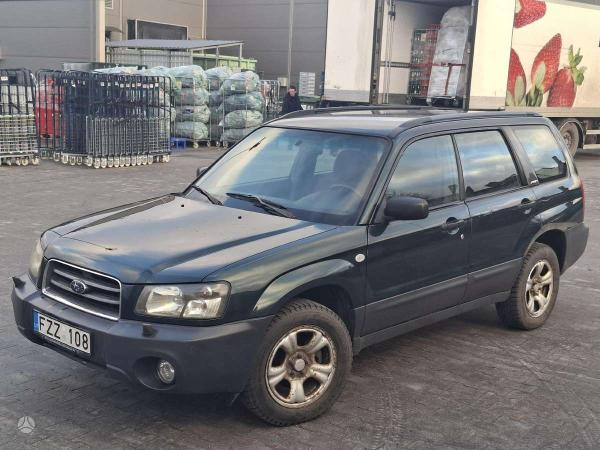 Zaļš Subaru Forester 2004 Šilutė, ar dzinēja tilpumu 2.00 L un nobraukumu 351 tūkst. km par 2350 €, foto 3 vietnē AUTOMOTO.COM.LV