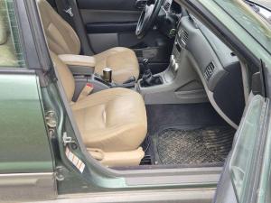 Green Subaru Forester 2005 in Taurage, with an engine capacity of 2.00 L and mileage of 247 thousand km for 1900 €, photo 12 on AUTOMOTO.COM.LV