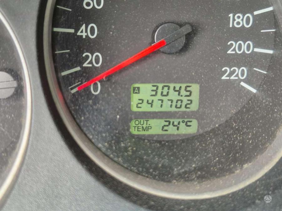 Green Subaru Forester 2005 in Taurage, with an engine capacity of 2.00 L and mileage of 247 thousand km for 1900 €, photo 17 on AUTOMOTO.COM.LV