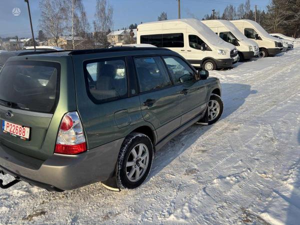 Zaļš Subaru Forester 2006 Jurbarkas, ar dzinēja tilpumu 1.99 L un nobraukumu 244 tūkst. km par 2850 €, foto 6 vietnē AUTOMOTO.COM.LV