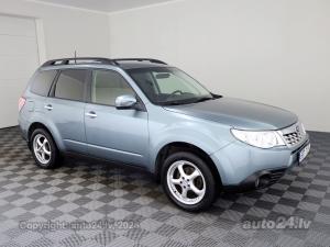Zaļš Subaru Forester 2012 Tallina, ar dzinēja tilpumu 2.00 L un nobraukumu 288 tūkst. km par 2199 €, foto  vietnē AUTOMOTO.COM.LV