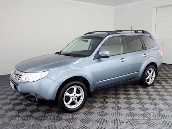 Zaļš Subaru Forester 2012 Tallina, ar dzinēja tilpumu 2.00 L un nobraukumu 288 tūkst. km par 2199 €, foto 2 vietnē AUTOMOTO.COM.LV